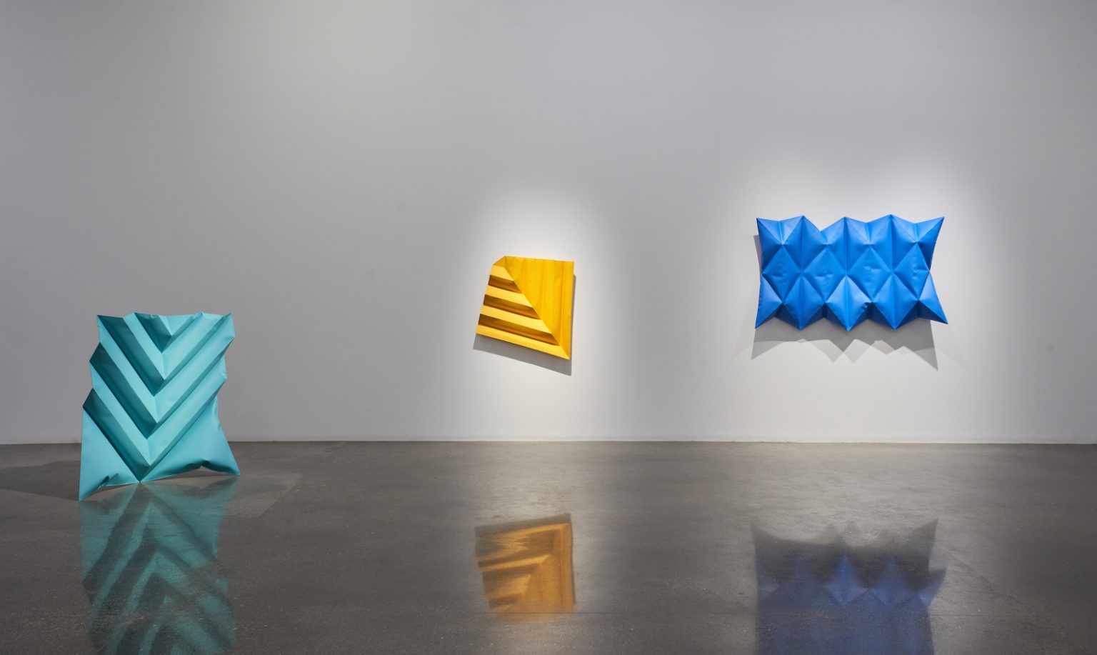 Artistic Unity: Art in the UAE: Interview with Lawrie Shabibi Gallery's ...