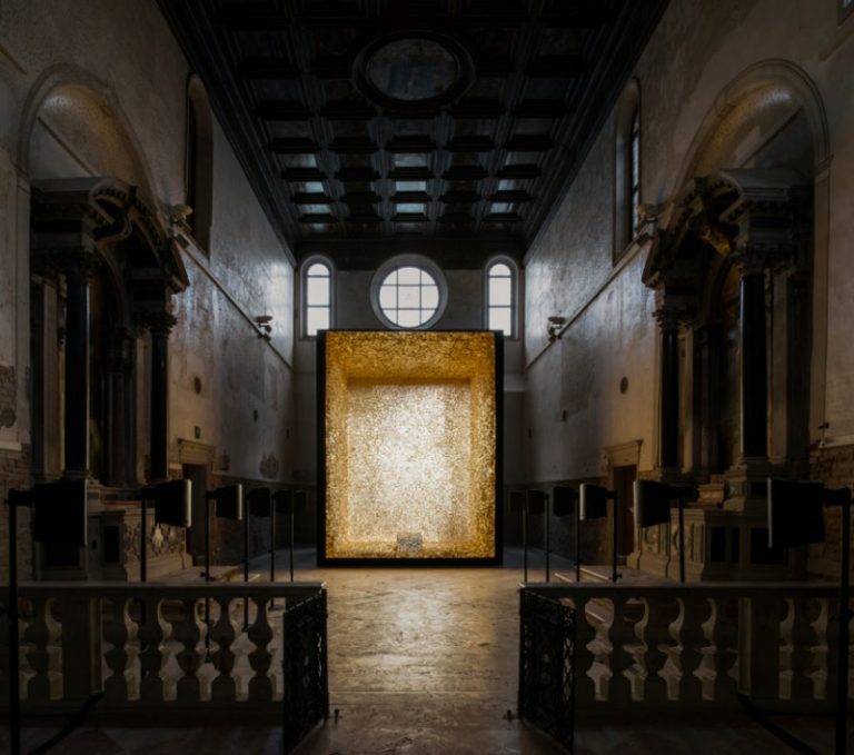 21 ARTISTS AND A BIENNIAL | ZAD MOULTAKA • SELECTIONS ARTS MAGAZINE